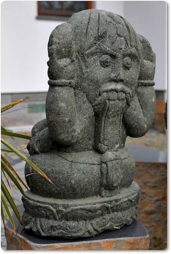 Steinfigur Skulptur Ganesha aus Lava